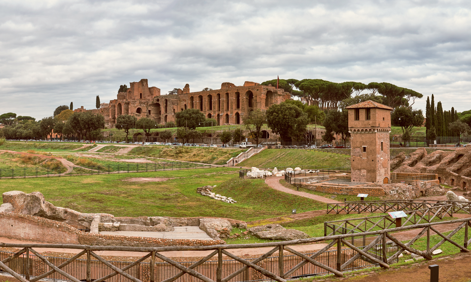 Visita guiada del Coliseo, Foro Romano y Circo Máximo | Buendía Tours