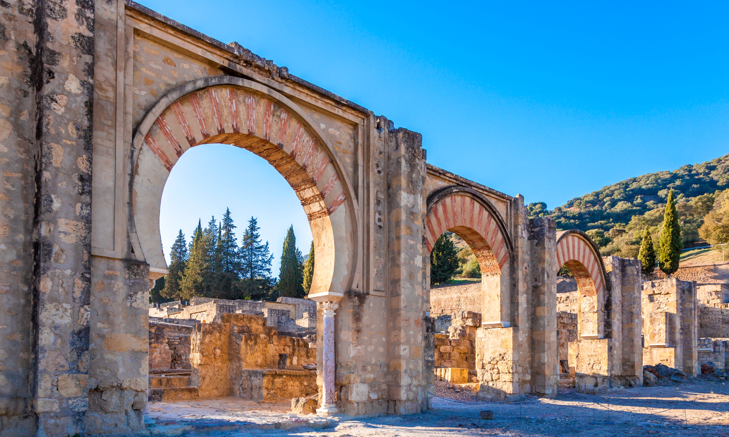Visita Guiada por Medina Azahara con Transporte | Buendía